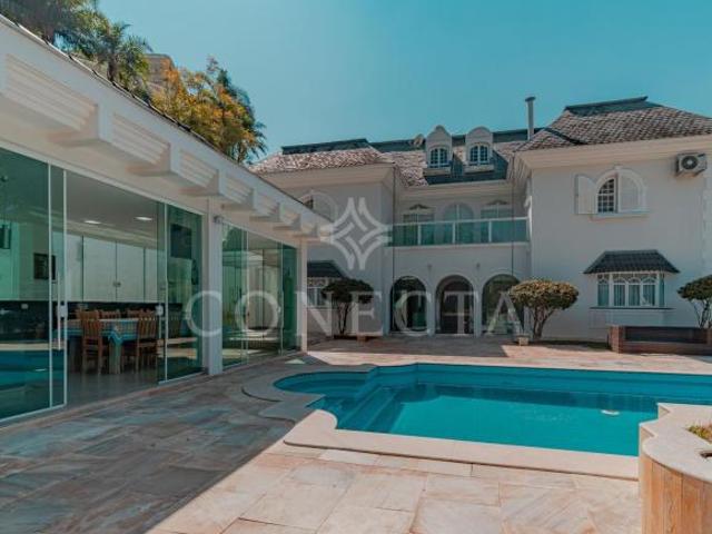 Casa Alto Padrão