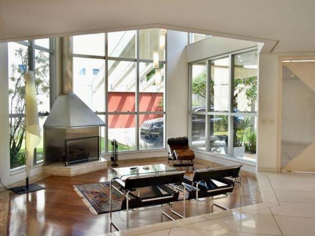 Casa Alto Padrao com fino acabamento, proximo o parque Vila Lobos, à venda, alto de Pinheiros, São