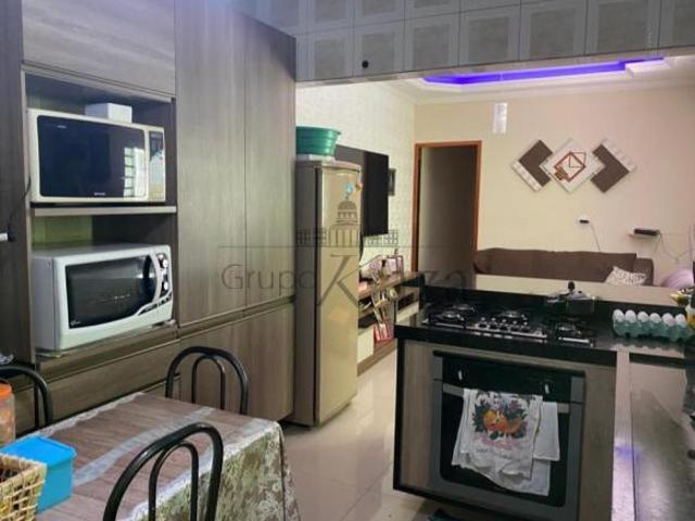 Casa Altos de Santana 7 Dormitórios 200m². Aceita Permuta