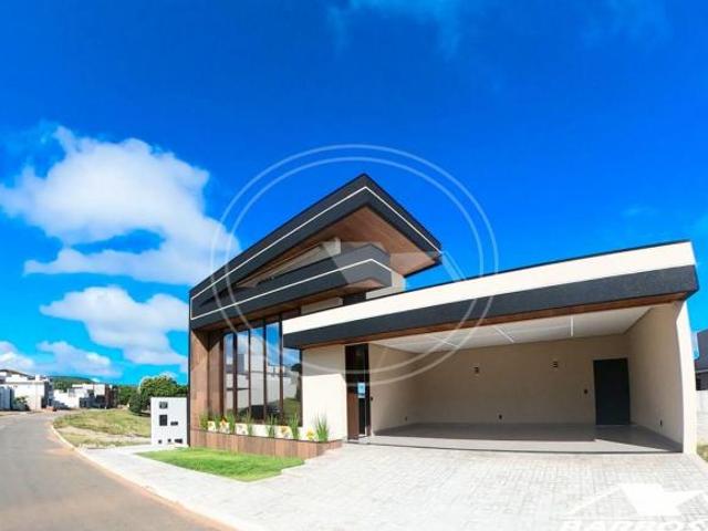 Casa Altíssimo Padrão à venda no Del Fiore, Caldas Novas