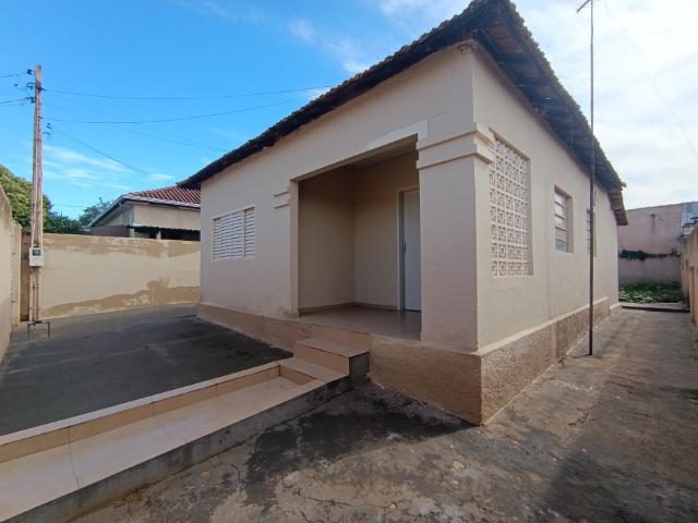Casa Aluguel Taquaritinga SP Centro
