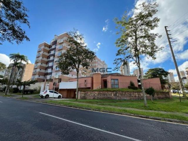 Casa Alvenaria em Água Verde, Curitiba/PR