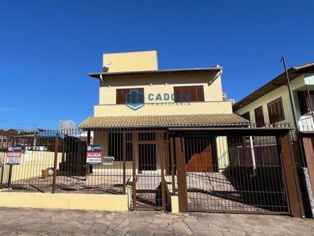 Casa alvenaria no bairro Santa Catarina com 180m²