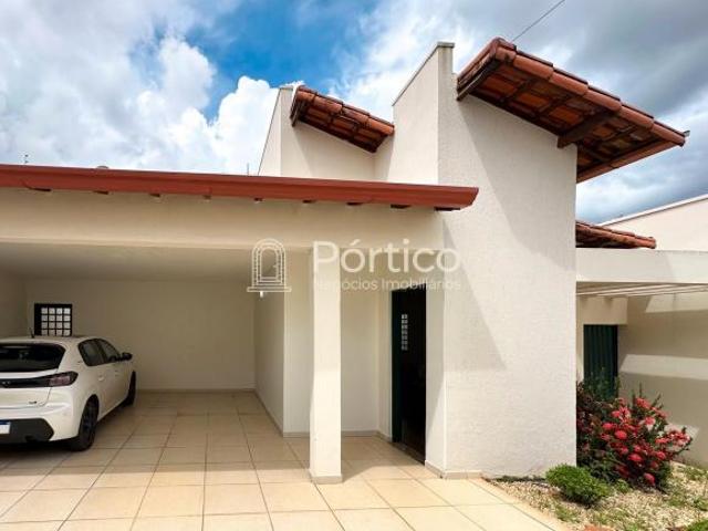 Casa Ampla no Bairro Cidade Jardim – 3 Suítes e Excelente Potencial