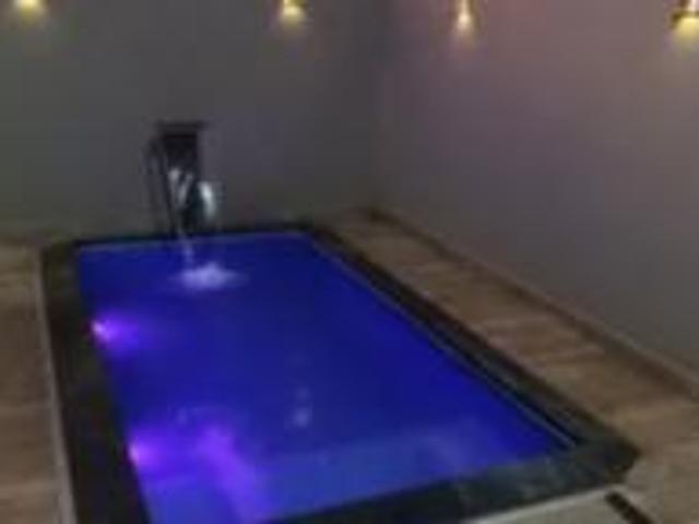 Casa ampla no Cond Vivendas da Mata | Aqui na Imobiliária Rosa e Rangel
