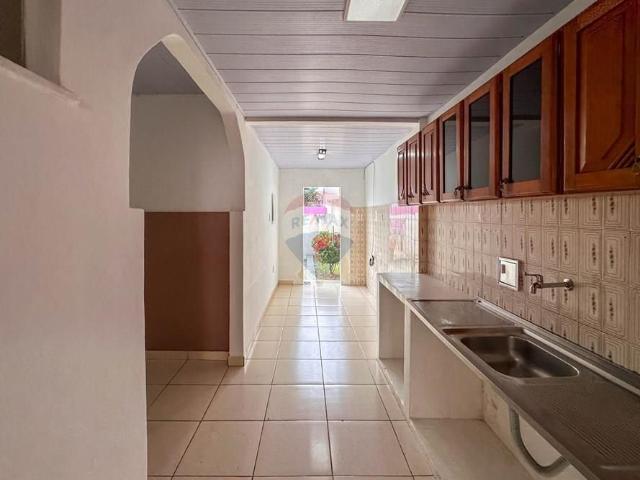 Casa ampla no Dom Pedro para locação