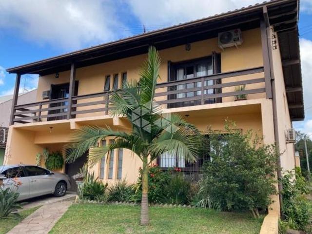 Casa Ampla, ótima localização