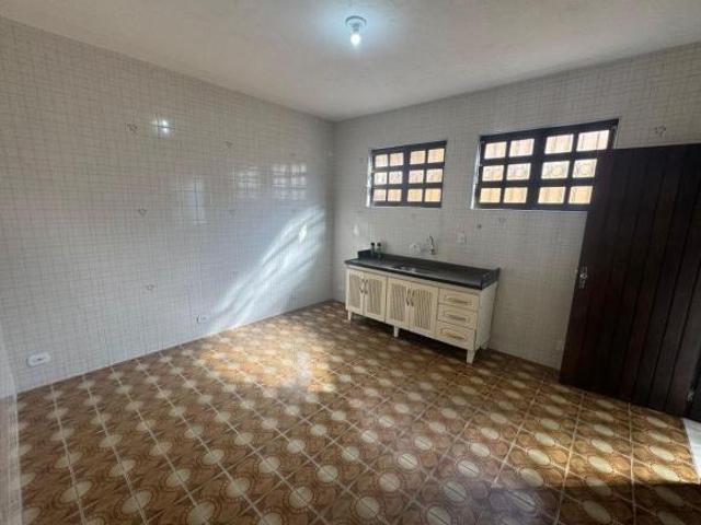 Casa Ampla a Apenas 300 Metros da Praia no Cibratel 2 – 4 Dormitórios, Edícula e 325 m² de Terreno