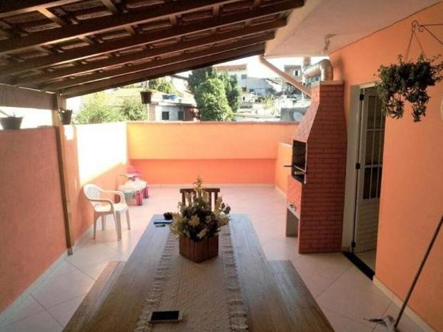 Casa ampla à venda em Vila Aquilino, Santo André – 490 m² de terreno, 8 quartos