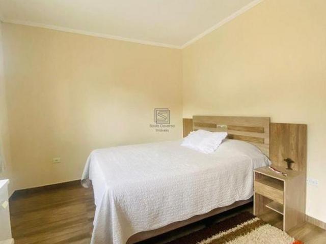 Casa ampla à venda no bairro Jardim Primavera, com 3 dormitórios, sendo 1 suíte