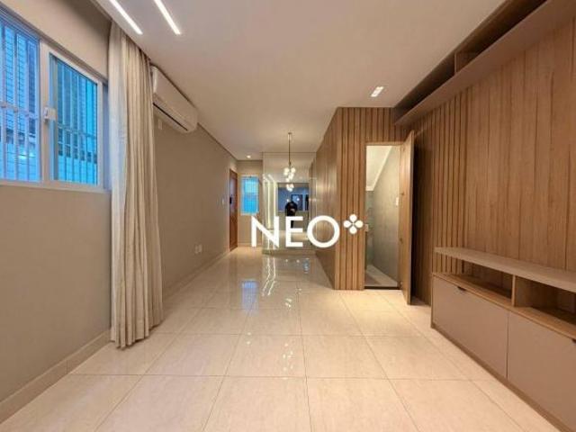 Casa Ampla à Venda no Marapé – Santos | 140m² | 3 Suítes | Área Gourmet | 2 Vagas