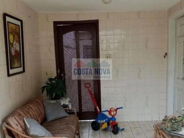 Casa ampla à venda na Vila Valença, 120m², com 3 quartos, 2 banheiros