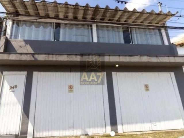 Casa Ampla a Venda na Vila Polopoli