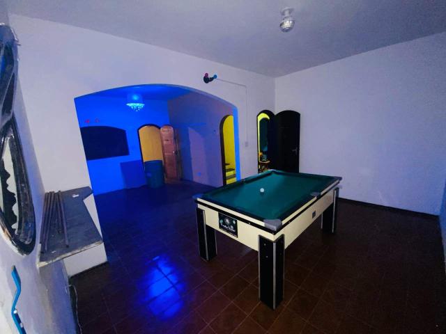 Casa ampla agradável com mesa de Bilhar
