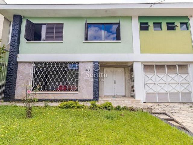 Casa ampla ao lado do Bosque do Papa