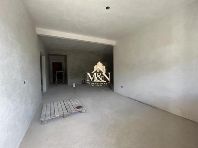 Casa ampla bem localizada na região central de Matinhos