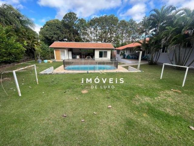 Casa ampla com 4 dormitórios e piscina no Condomínio Monte Belo, Salto/Sp