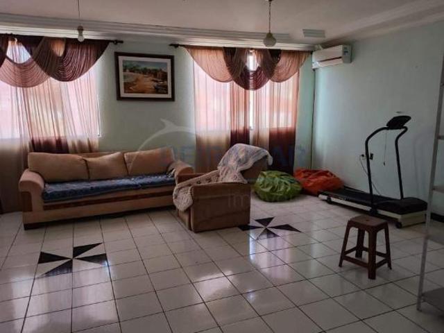 Casa Ampla com 4 Quartos, Suíte, DCE, Churrasqueira – Areal