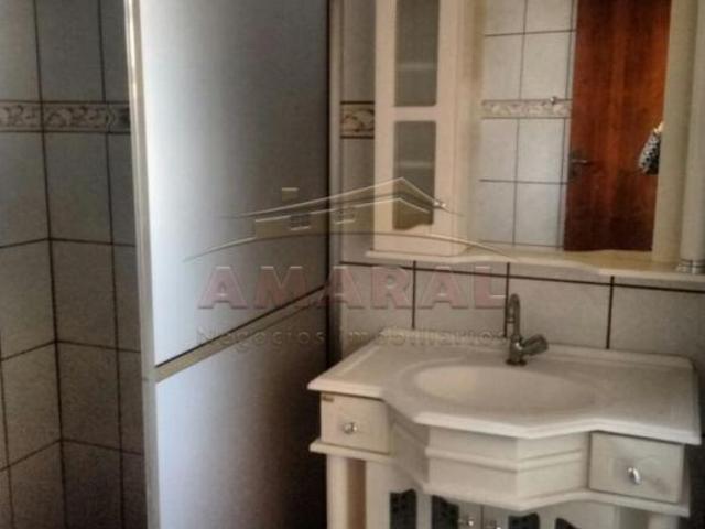 Casa ampla com 4 quartos, suíte e churrasqueira Vila Amorim Suzano