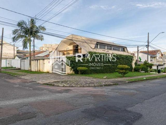 Casa Ampla com 4 Quartos, Suíte e móveis planejados