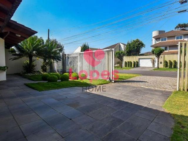 Casa ampla com 5 quartos, piscina e gourmet no Jardim das Américas – luxo e conforto