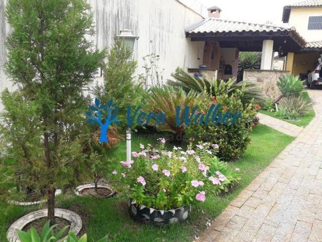 Casa ampla com 5 suítes e piscina no condomínio Ecopark em Tatuí/SP