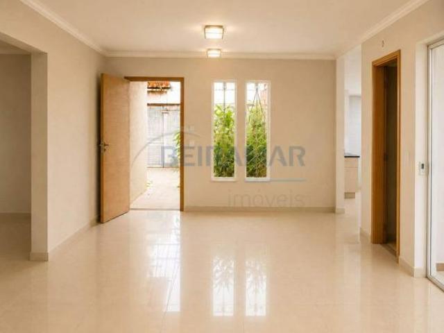 Casa Ampla com 300 m² na Terceira Avenida Núcleo Bandeirante