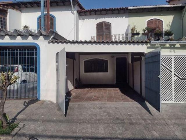 Casa ampla com 3 dormitórios na melhor localização do Jardim Bonfiglioli