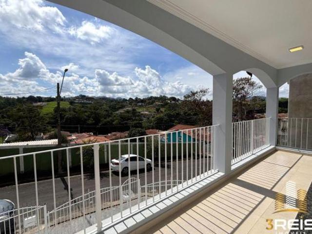 CASA AMPLA COM 3 DORMITÓRIOS NO BELA VISTA EM SOCORRO/SP