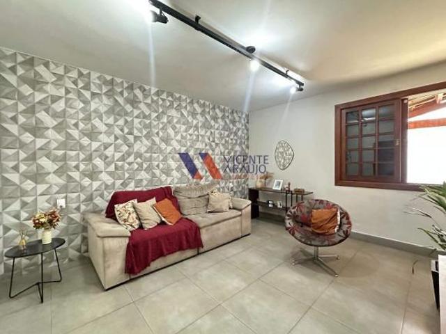 Casa ampla com 3 quartos à venda, bairro Espírito Santo, em Betim