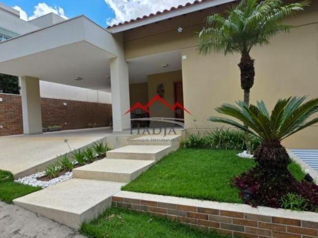 Casa ampla com 3 suítes, à venda no Condomínio Bosque dos Jatobás em Jundiaí SP