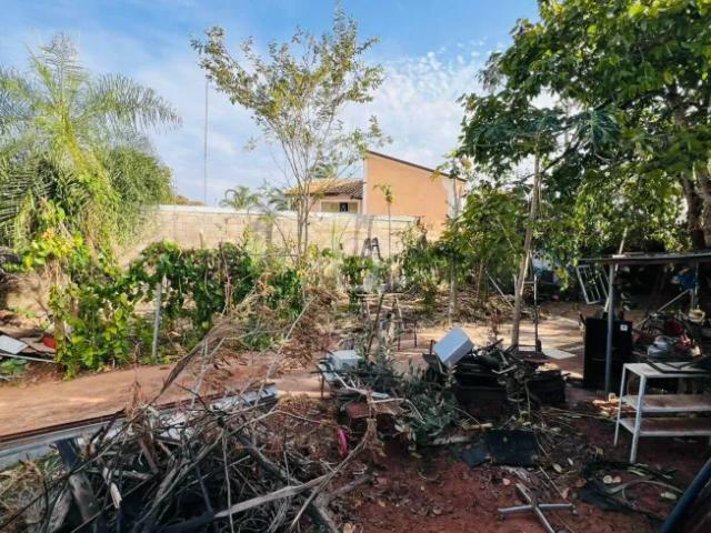 Casa ampla com terreno ao lado no vila nascente
