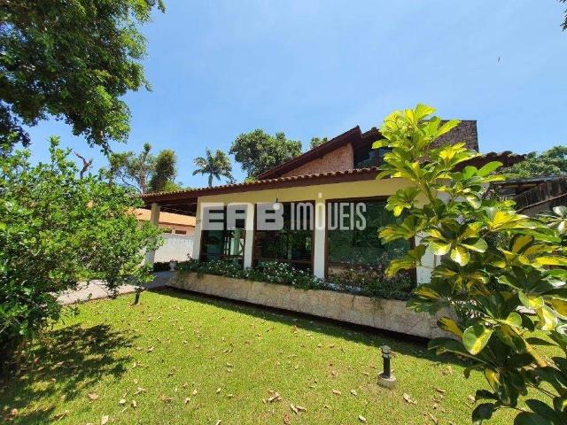 Casa ampla com acomodações para até 14 pessoas Mi17