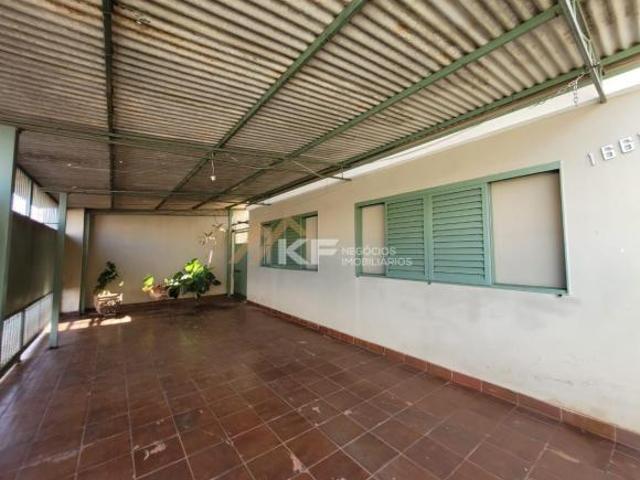 Casa Ampla com Barracão Comercial Excelente Oportunidade Campos Elíseos Ribeirão Preto