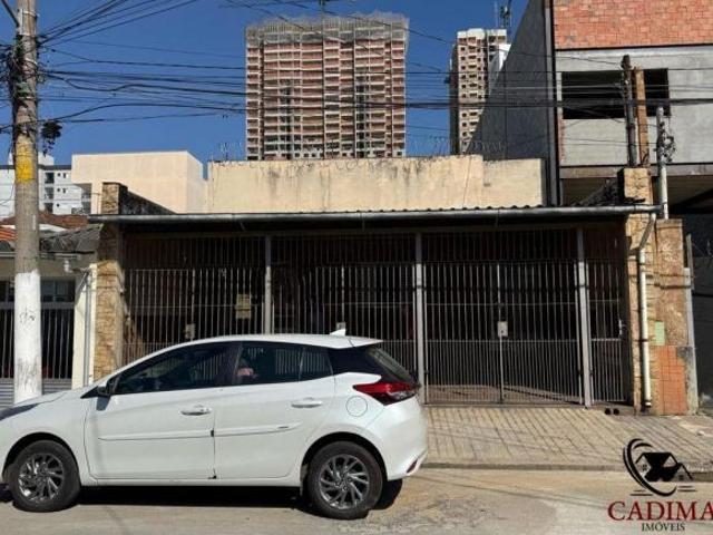 Casa Ampla com Edícula nos fundos á venda, na Vila Carrão!