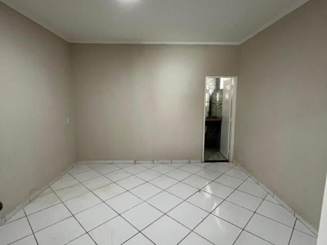 Casa ampla com piscina no Candido Portinari | É aqui na Imobiliária Rosa e Rangel