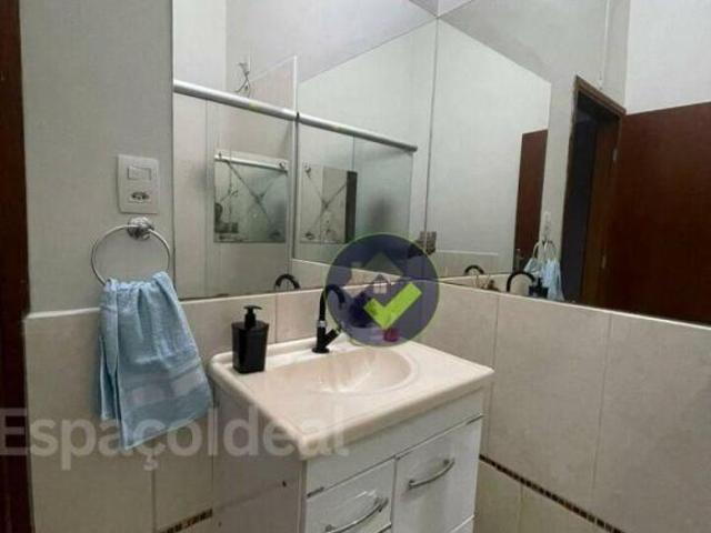 Casa Ampla com Ponto Comercial à Venda Maria Luiza IV