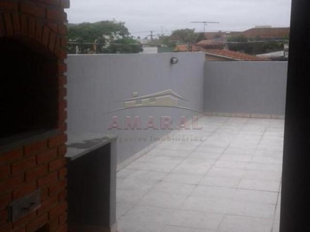 Casa Ampla com Salão, Churrasqueira 4 Quartos e Edícula Vila Figueira Suzano