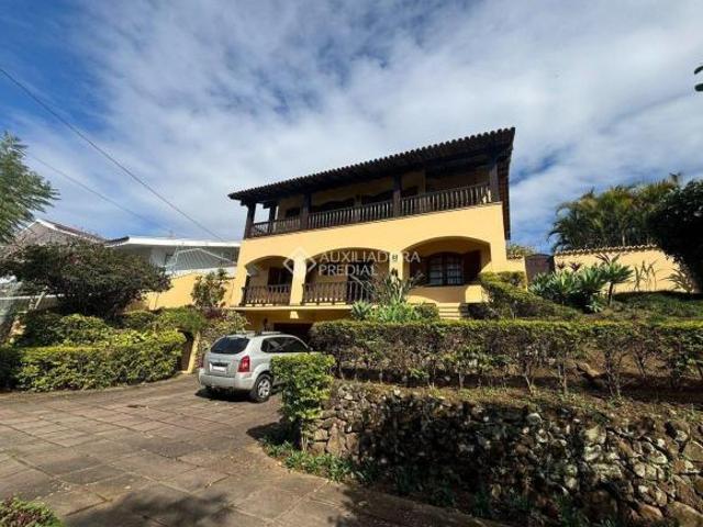Casa ampla como Mansão de filme