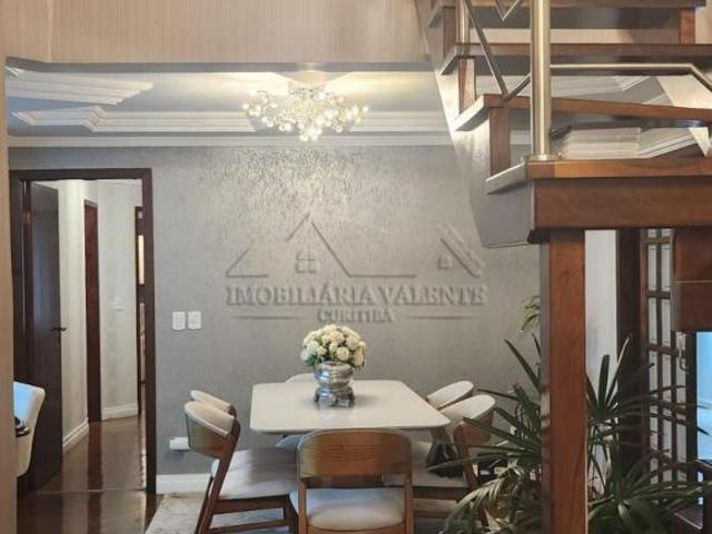 Casa ampla de 200m² com 3 dormitórios, sendo 1 Suí