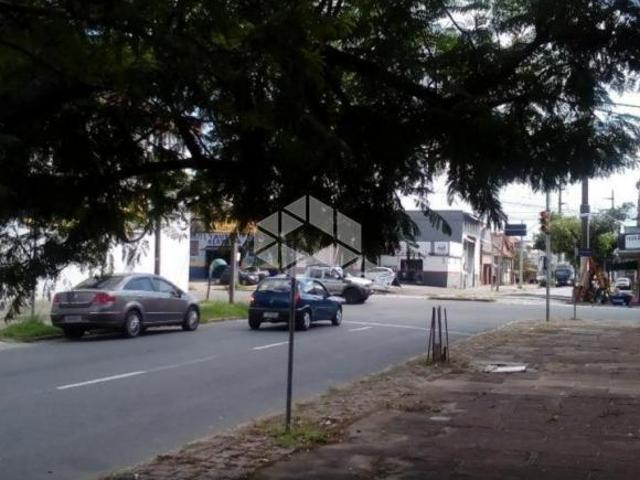 Casa ampla de 3 dormitórios com 4 vagas