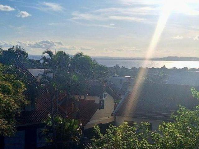 Casa ampla de 3 pisos com vista para o Guaíba Ipanema Porto Alegre RS