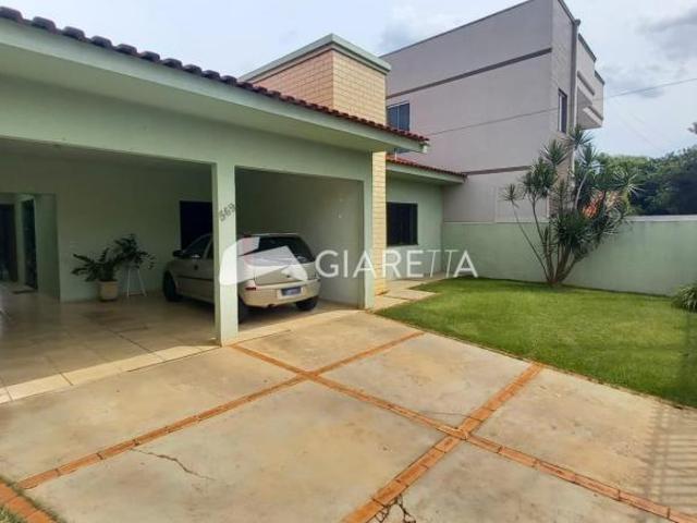 Casa ampla disponível para venda em ótima localização, JARDIM GISELA, TOLEDO PR