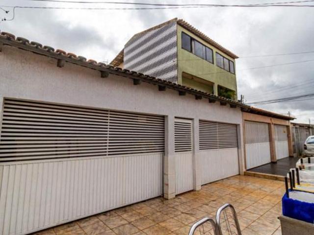 Casa Ampla e Confortável à Venda – 5 Quartos e 4 Vagas em Taguatinga Norte