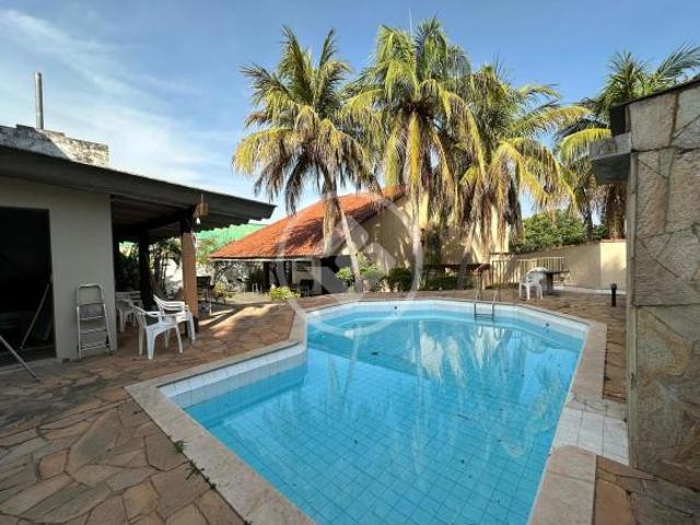 Casa ampla e aconchegante no Boa Esperança Porteira Fechada