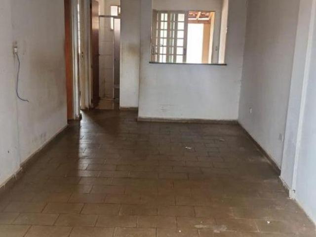 Casa Ampla e Aconchegante no Conjunto Aero Ran.