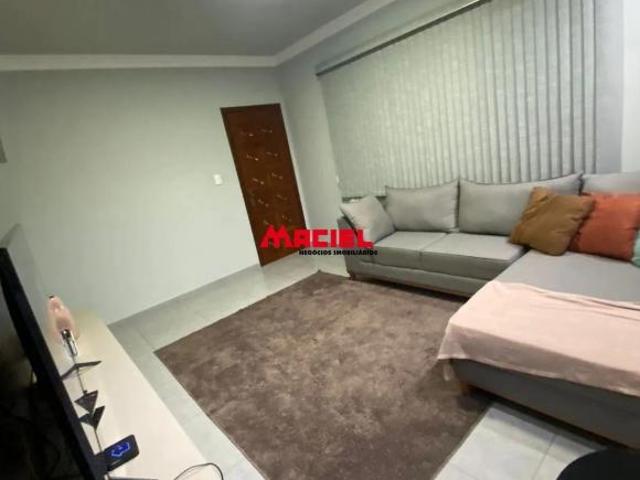 Casa ampla e aconchegante à 100m do Sesc de Taubaté!