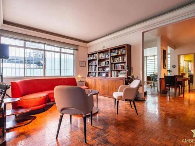 Casa ampla e arejada entre Vila Madalena e Pinheiros