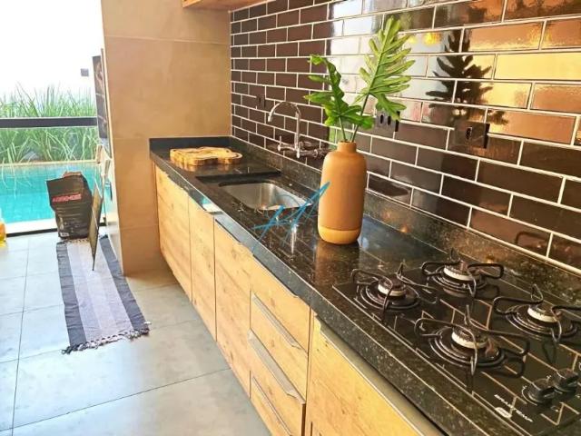 Casa ampla e sofisticada à venda no Parque das Laranjeiras, em Maringá