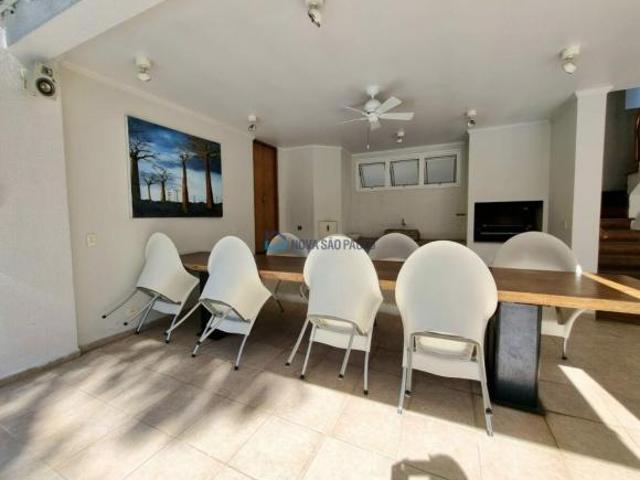 Casa ampla e requintada|piscina|área gourmet| lindo jardim